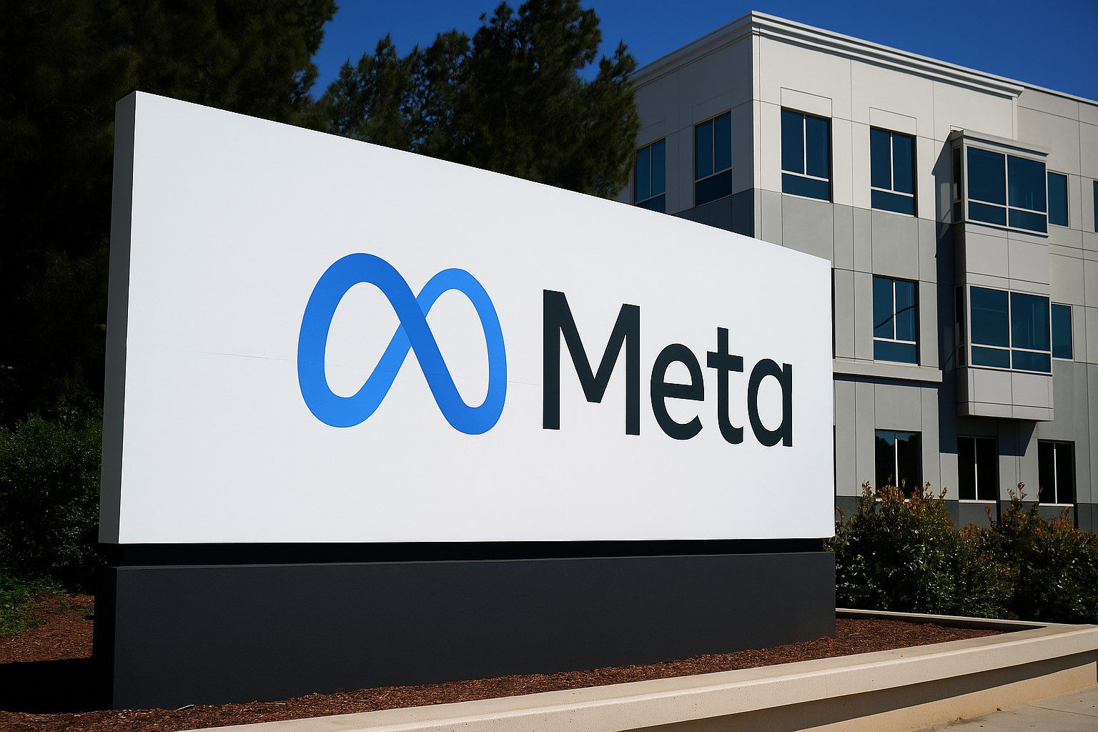 Akcie Oklo prudce rostou, Meta Platforms sází na jadernou energii